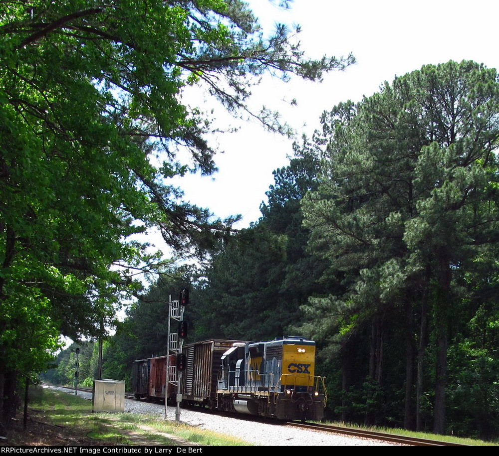 CSX 2565 Less number boards / trust me